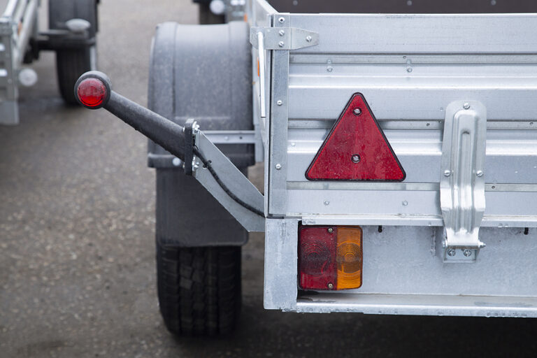 10 Essential Items You Need to Tow a Trailer Safely | Zore's TowingZore ...